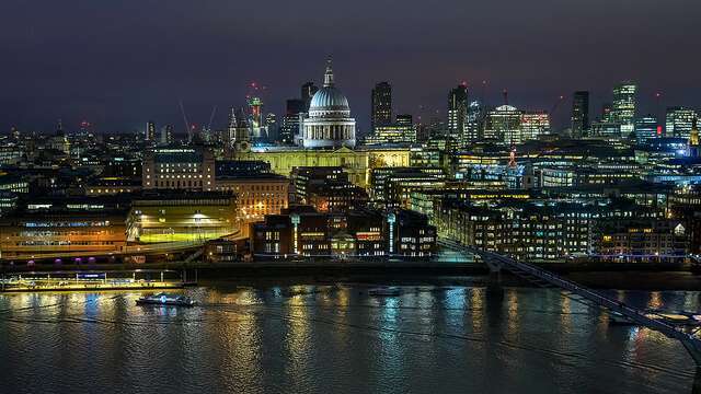 London by night