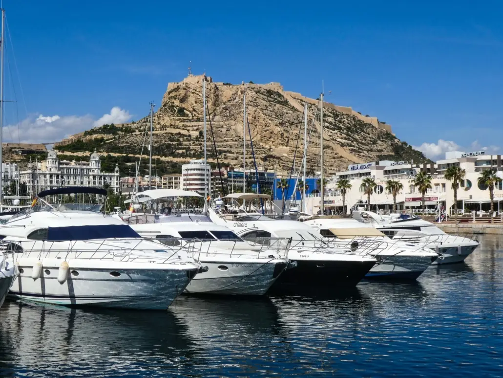 Alicante bateau port 