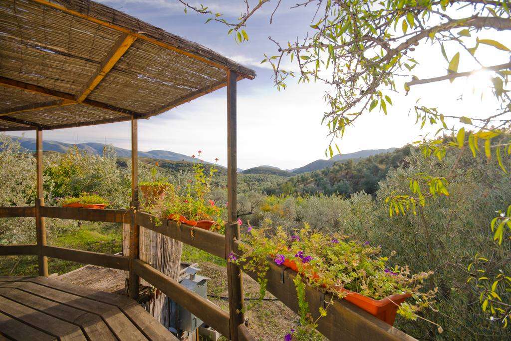 Cabane Andalousie vue montagnes