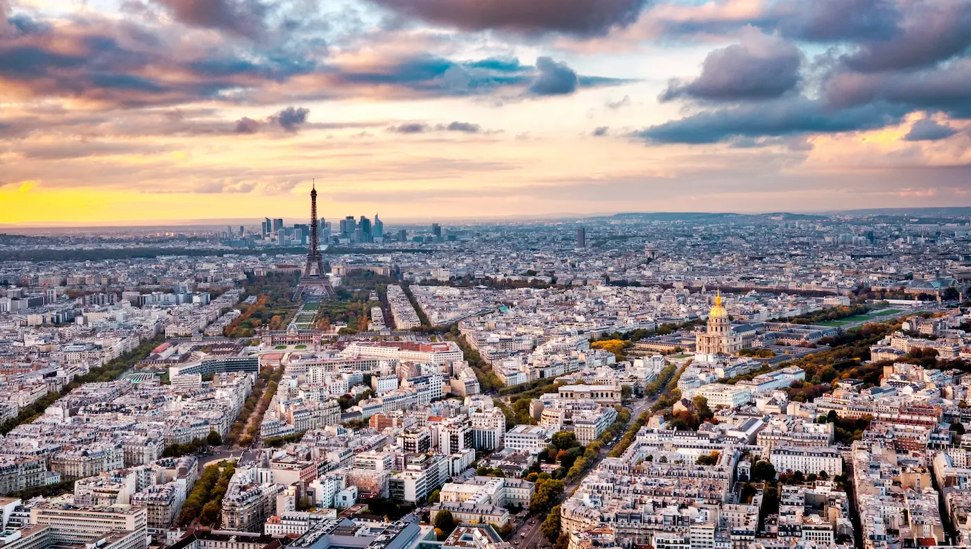 Paris vue aérienne coucher de soleil Tour Eiffel